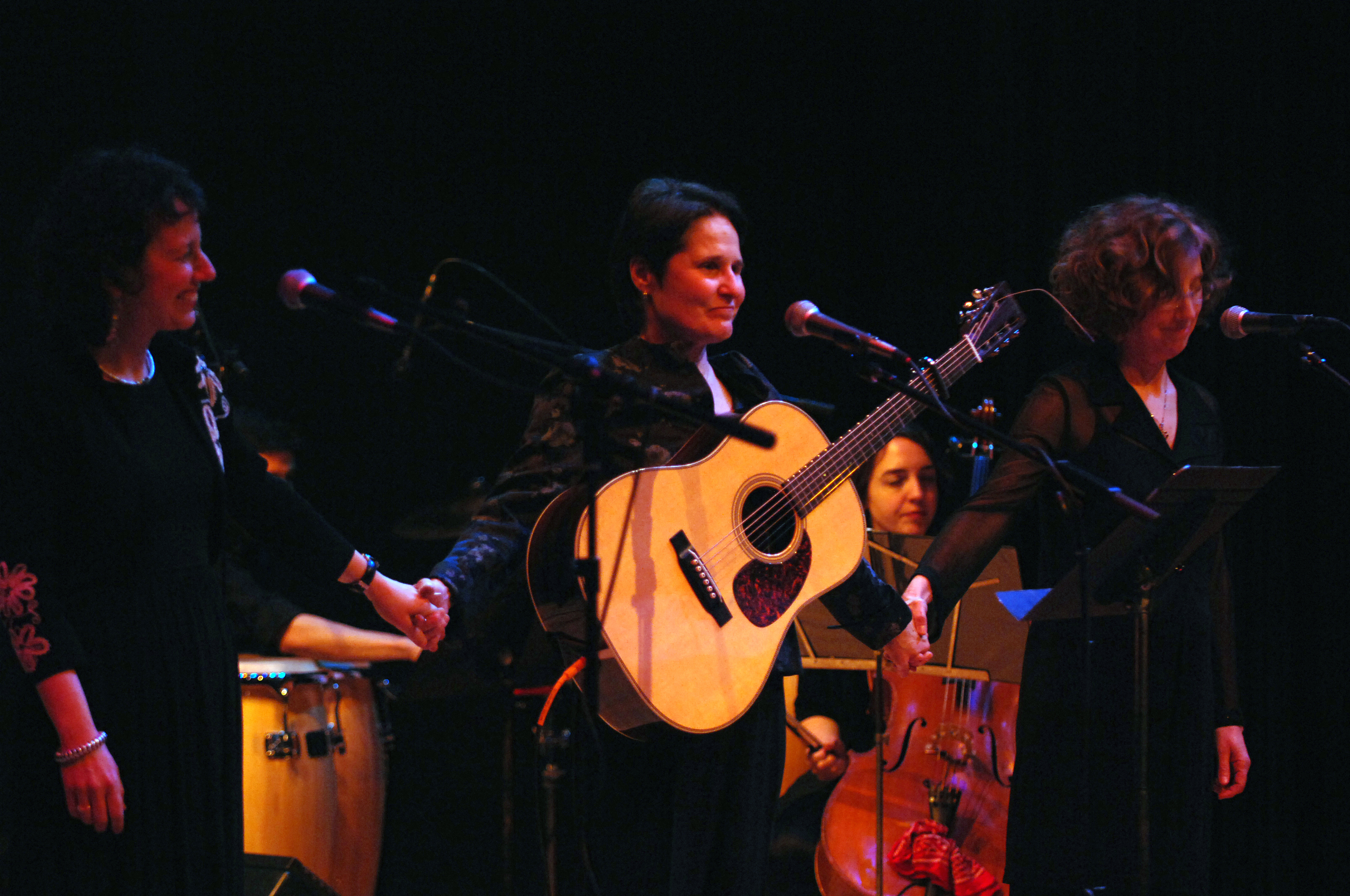 In Memory of Debbie Friedman - Mayyim Hayyim